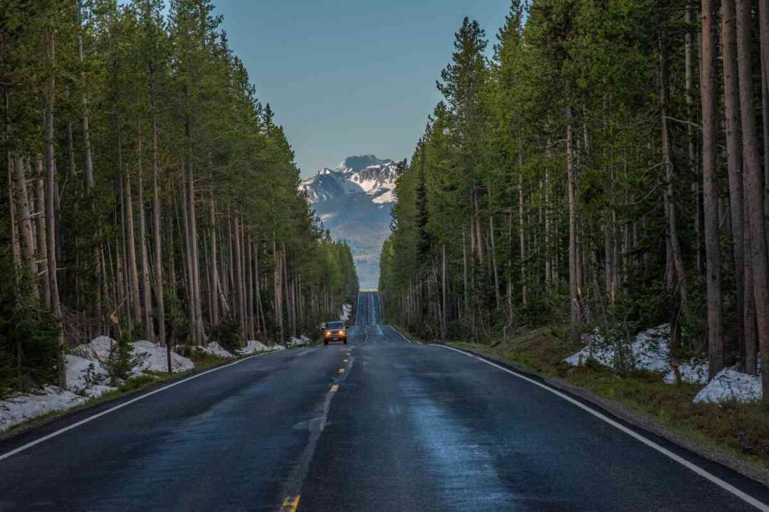 The 7 Best Day Trip Stops Between Bozeman And Yellowstone