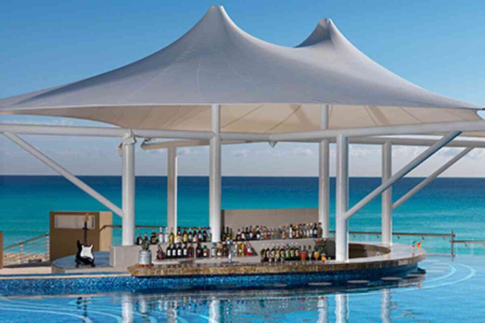 9 Best All-Inclusive Resorts In Mexico With Swim-Up Bars